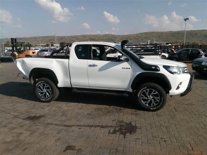 Accident damaged 2016 toyota hilux for sale for sale in Gaborone - Buy ...